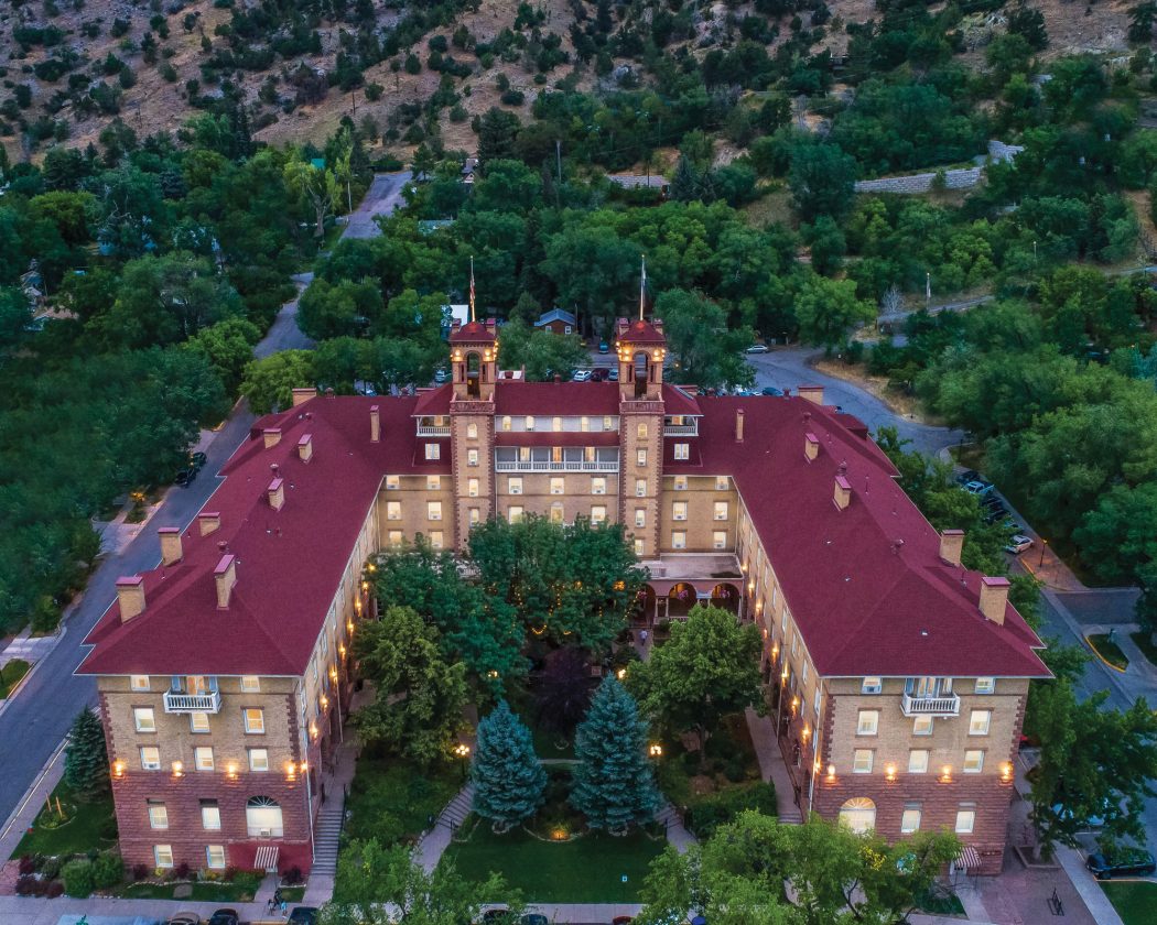 A stay at Hotel Colorado